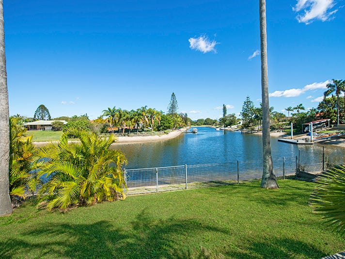 52 Alec Avenue, Mermaid Waters, QLD 4218 - realestate.com.au