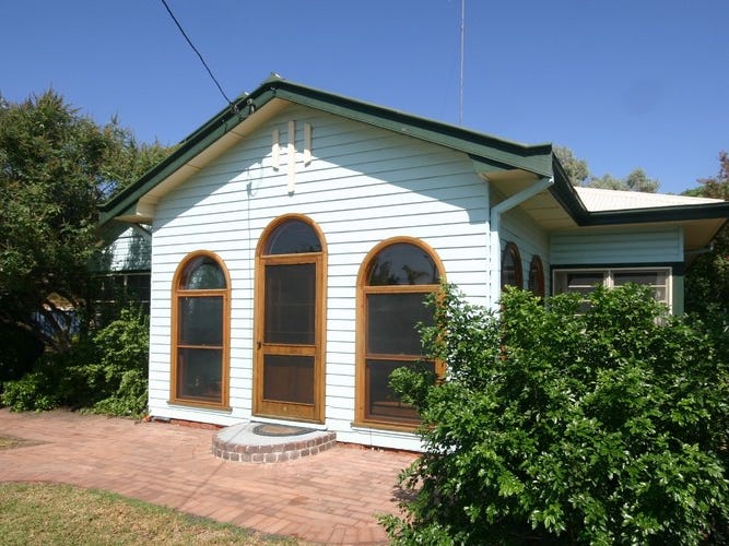 11 Balonne Street, Narrabri, NSW 2390 - Property Details