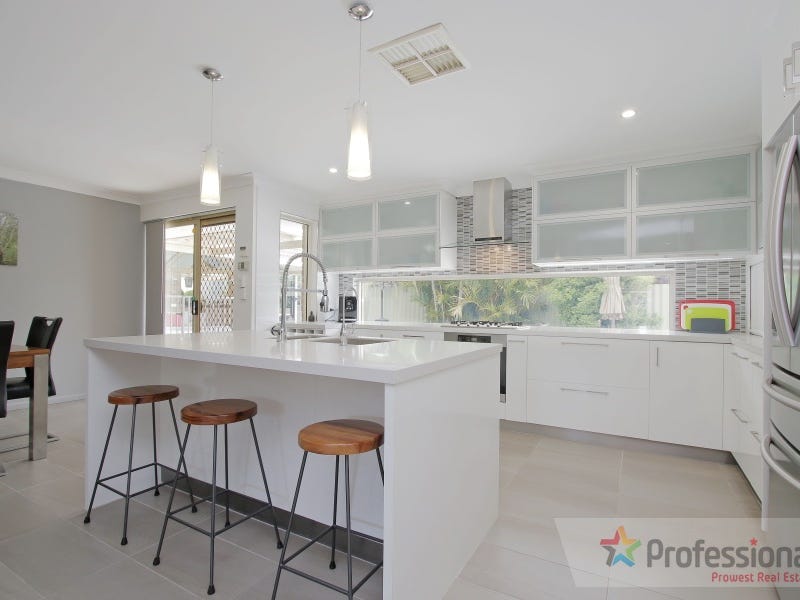 25 Rainer Mews, Willetton, WA 6155 - Property Details