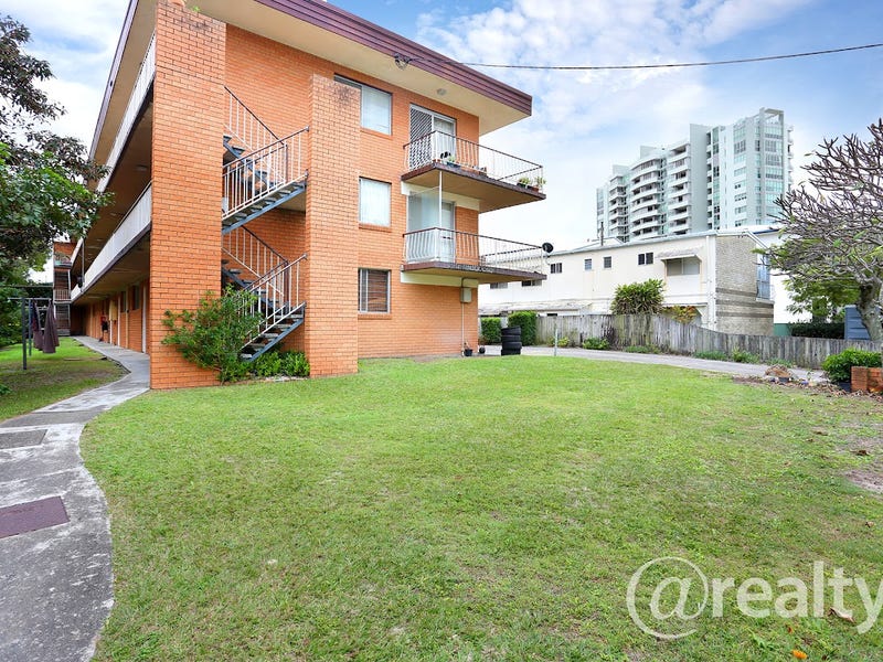 Property 137665930, Labrador, Qld 4215 - Property Details