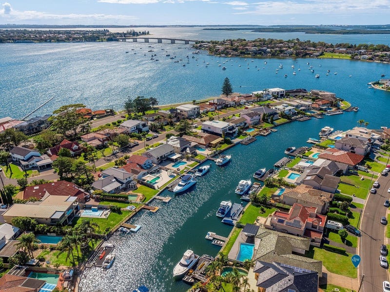 17 Murray Island, Sylvania Waters, NSW 2224