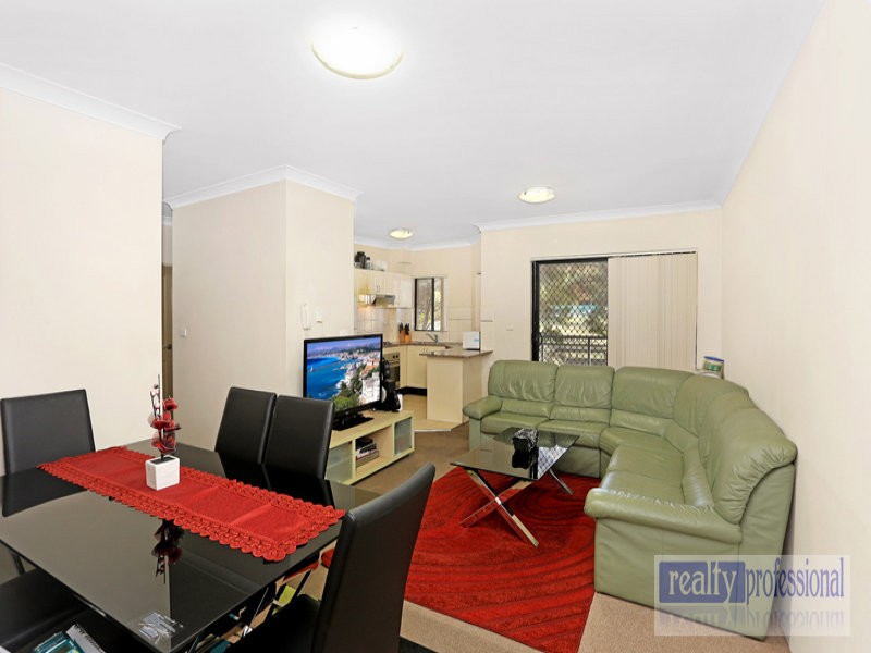 33 Neil St, Merrylands, NSW 2160 - Property Details