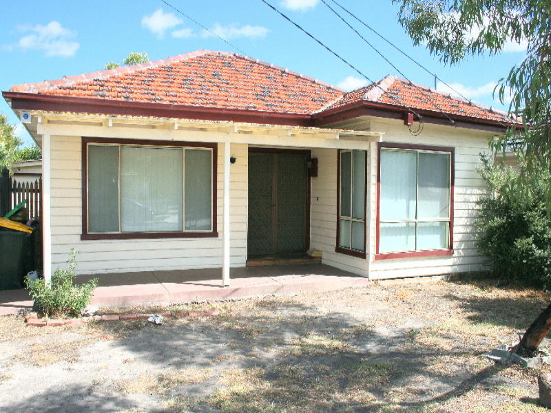 7 Barnett St, Sunshine, Vic 3020 - Property Details