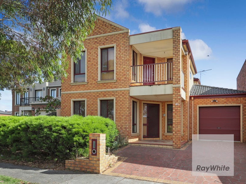 44 Sandover Drive, Roxburgh Park, VIC 3064 - realestate.com.au