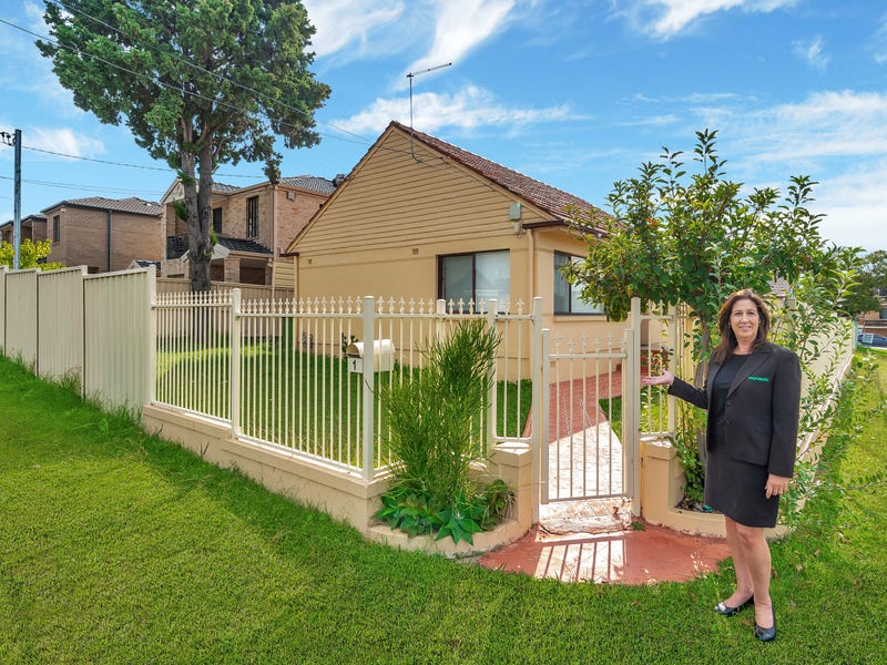 1 Hunter Street, Fairfield, NSW 2165 - Property Details