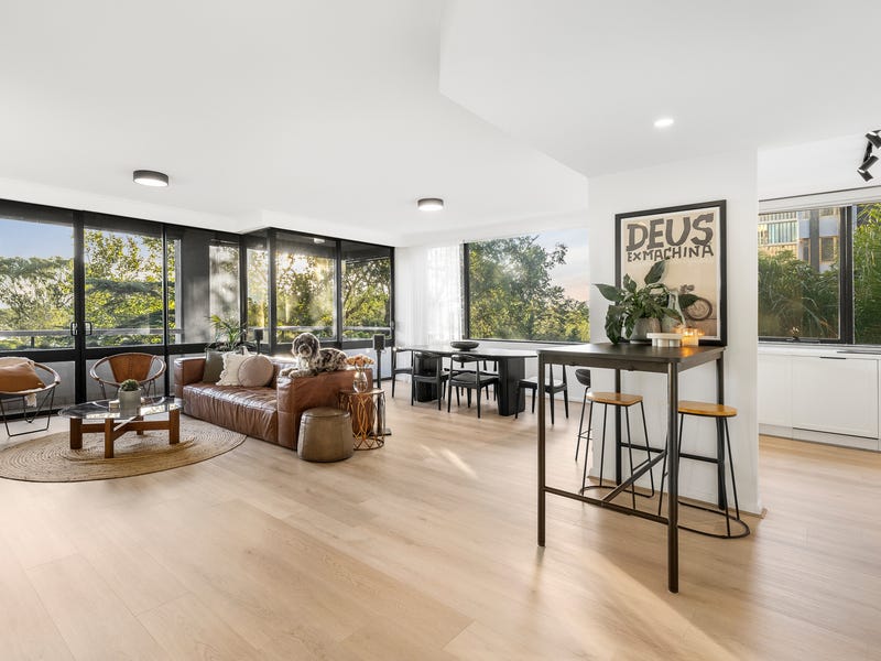 17/73 Queens Road, Melbourne, Vic 3004 - Property Details