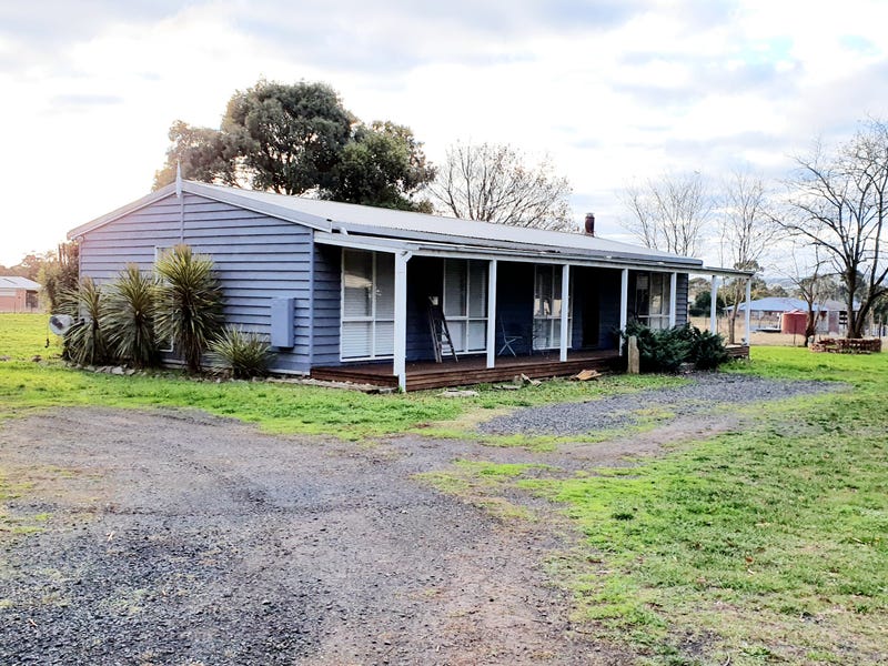 11 Emily Court, Ballan, VIC 3342 - realestate.com.au