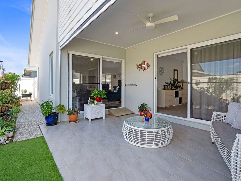 Palm Lake Resort Beachmere Bay Retirement Living at 194 Bishop Road ...