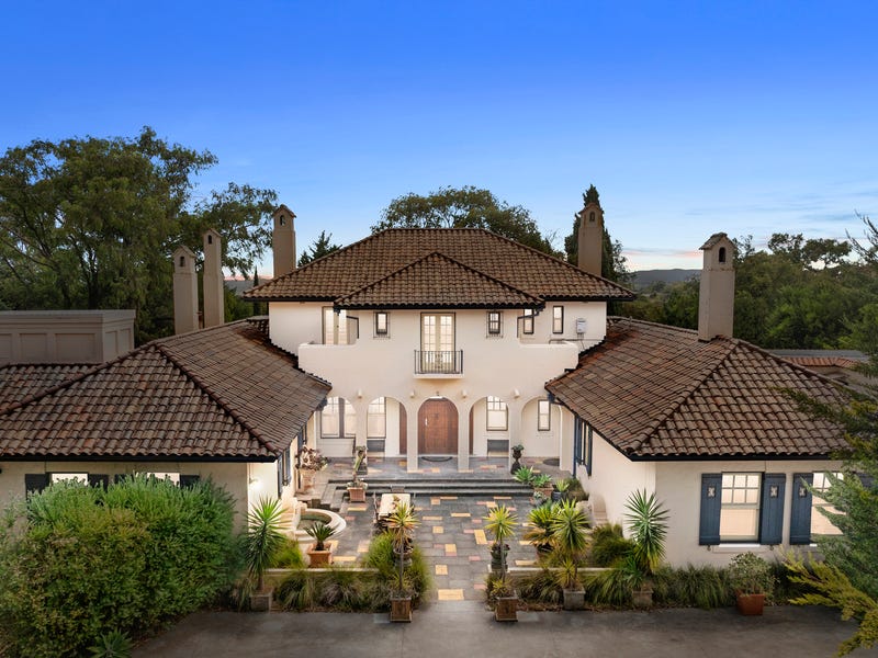 34 Pine Hill Drive, Frankston, Vic 3199 - Property Details