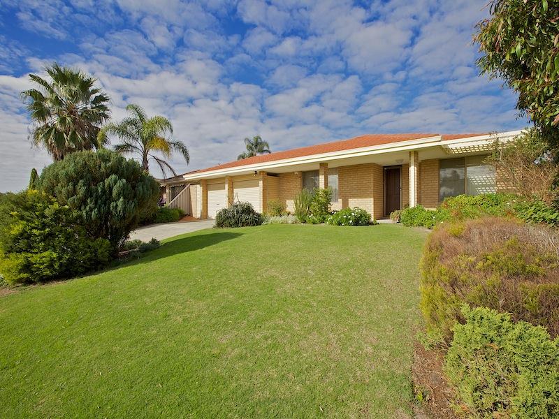 140 Forest Lakes Drive, Thornlie, WA 6108 - realestate.com.au