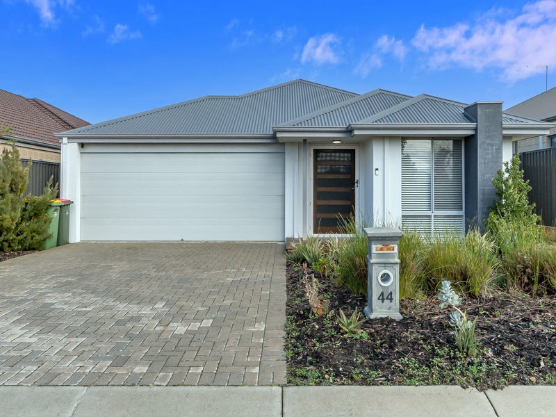 44 Sunstone Boulevard, Treeby, WA 6164 - Property Details