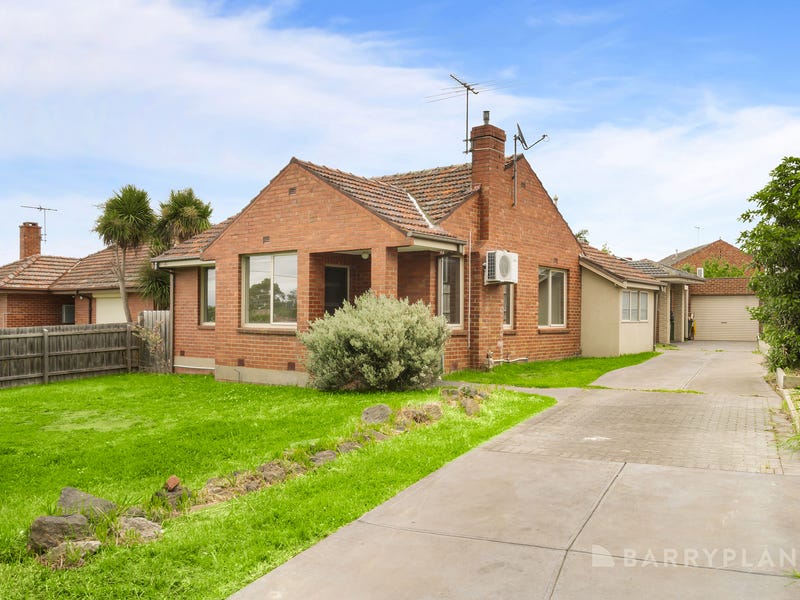 1/215 Spring Street, Reservoir, Vic 3073 - Property Details