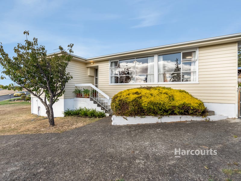8 Adelphi Road, Claremont, Tas 7011 - Property Details