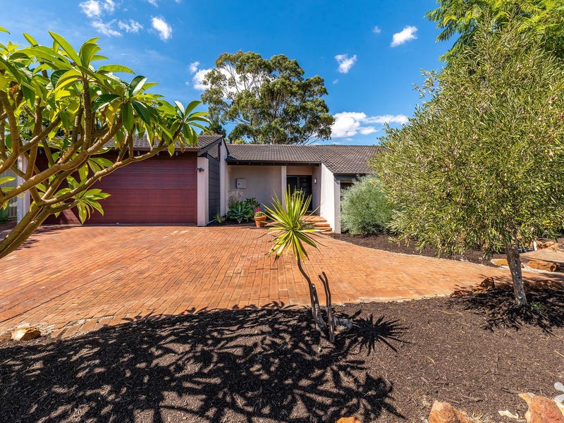 28 Matthew Avenue, Leeming, WA 6149 - Property Details