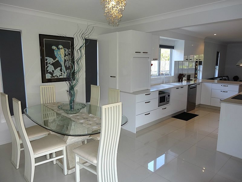17 Gordon St, Labrador, Qld 4215 - Property Details