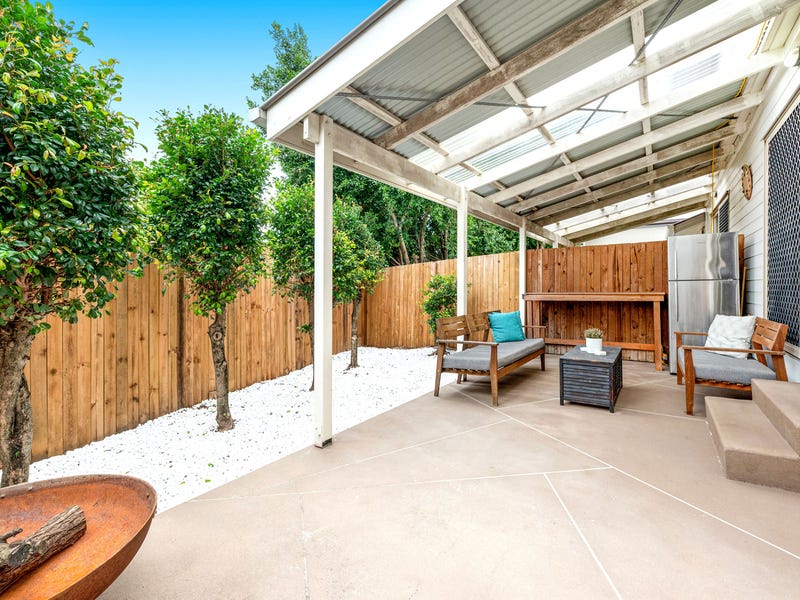 2/11 Alice Street, Kedron, Qld 4031 - Property Details