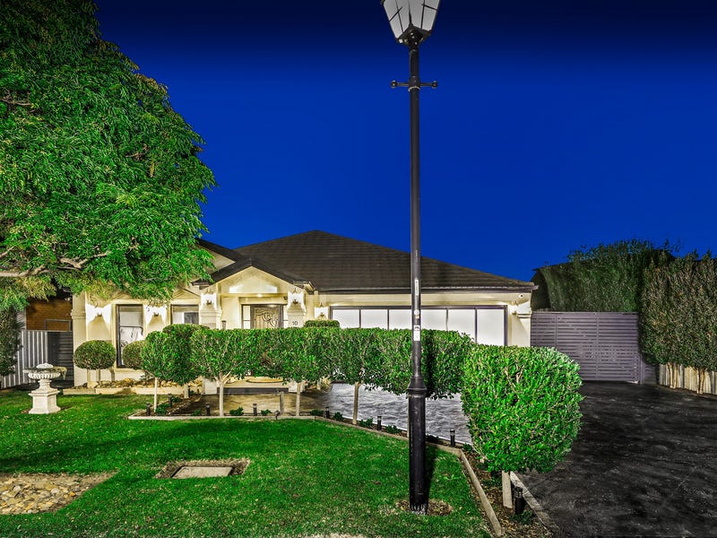 10 Valhalla Place, Craigieburn, Vic 3064 - Property Details