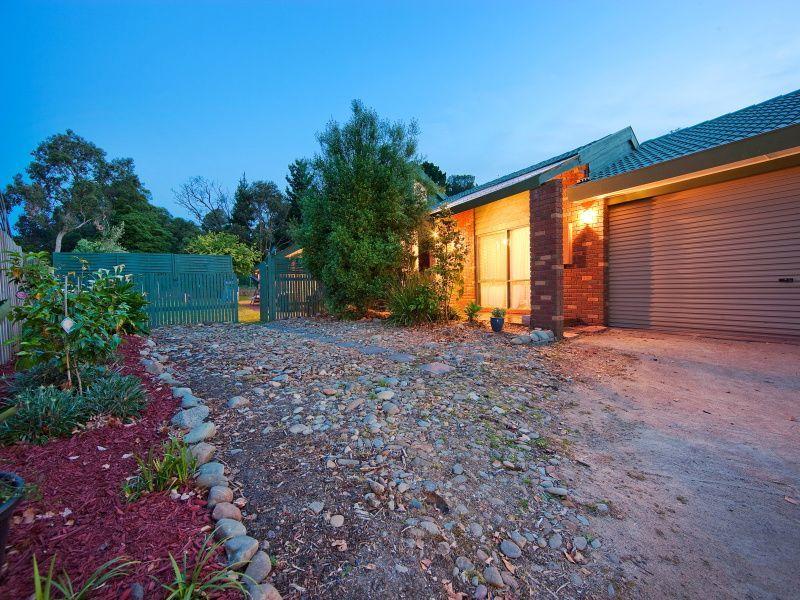 16 Netherplace Drive, Frankston, Vic 3199 - Property Details