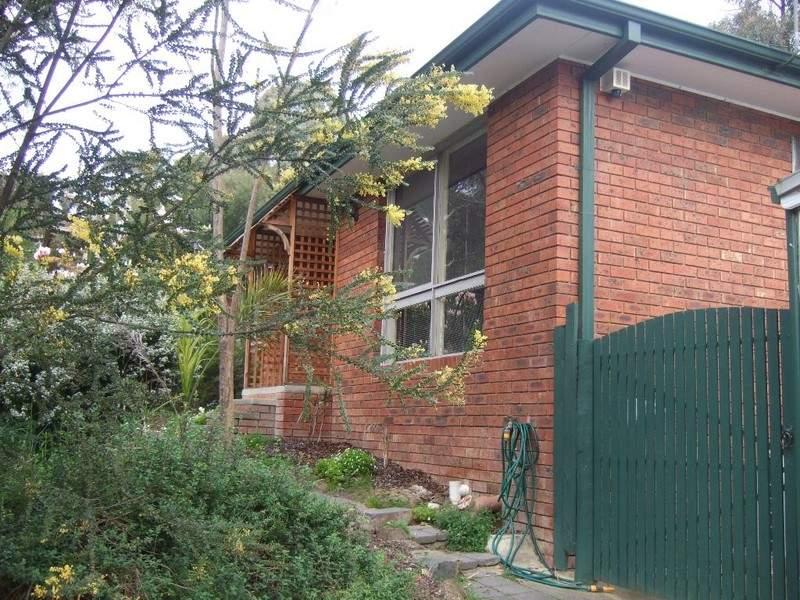 10 Adams Place, Mount Evelyn, VIC 3796 - realestate.com.au