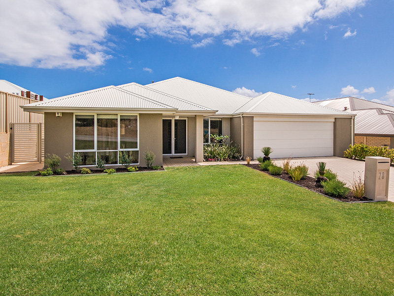 28 Howe Street, Beeliar, WA 6164 - Property Details