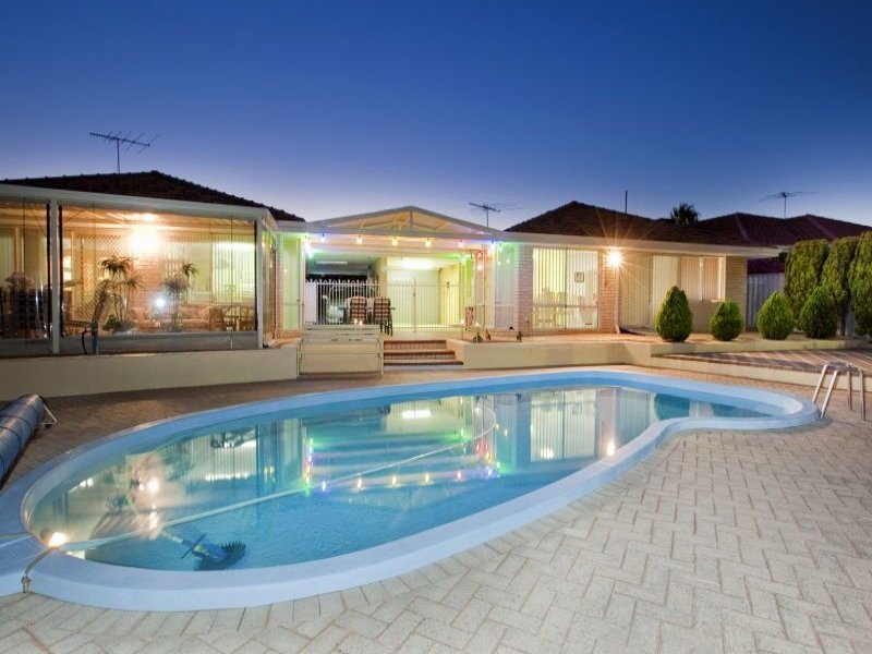 10 Melrose Crest, Kinross, WA 6028 - Property Details