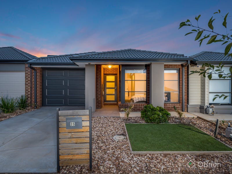 35 Higgins Street, Fraser Rise, VIC 3336 - realestate.com.au