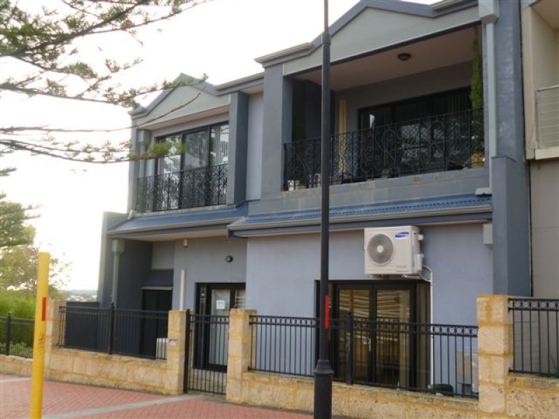 6 Bouvard Walk, Clarkson, WA 6030 - Property Details