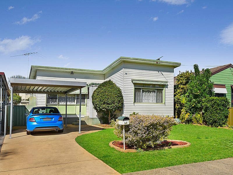 26 Kent St, Minto, NSW 2566 - Property Details