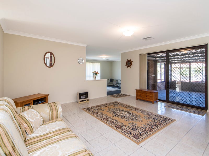 34 Council Avenue, Rockingham, WA 6168 - Property Details