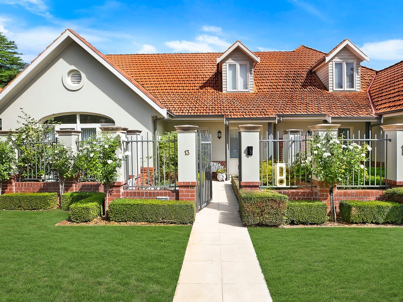 13/29 Yean Street, Burradoo, NSW 2576 - Property Details