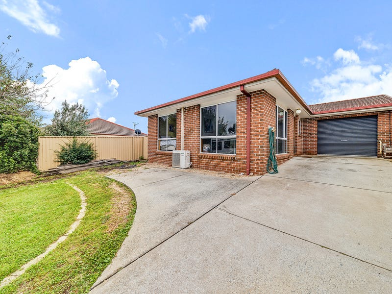 1/26 Bottrill Street, Bonython, ACT 2905 - Property Details