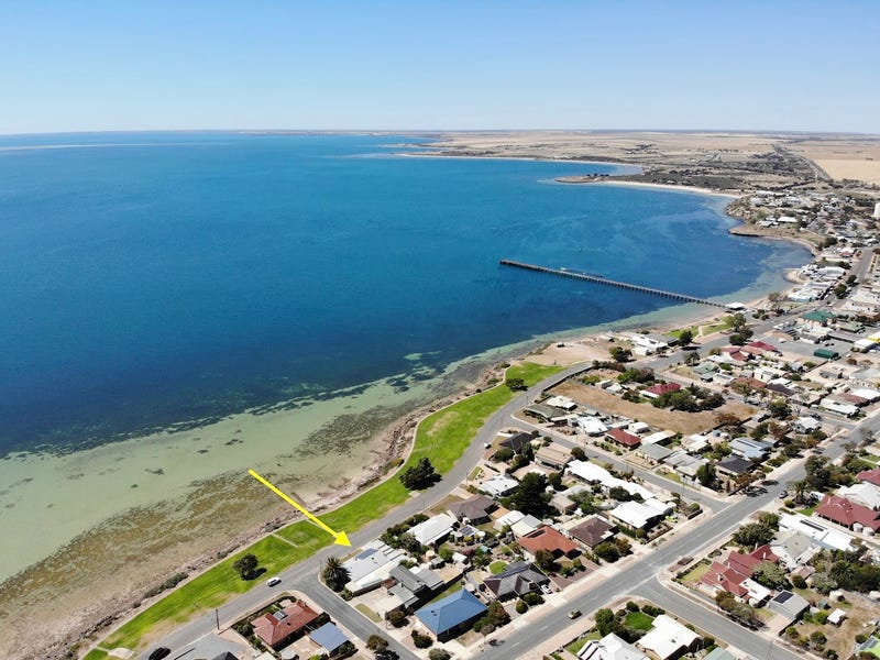 13 Eyre Avenue, Streaky Bay, SA 5680 - realestate.com.au