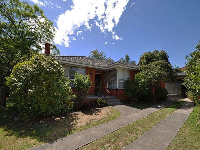 10 Derham Street, Mount Waverley, VIC 3149 - realestate.com.au