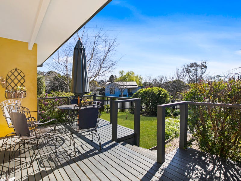 10 Oxley Drive, Mittagong, NSW 2575 - Property Details
