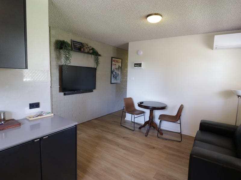 14/85 Derrima Road, Crestwood, NSW 2620 - Property Details