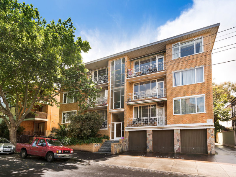 9/24 Acland Street, St Kilda, VIC 3182 - realestate.com.au