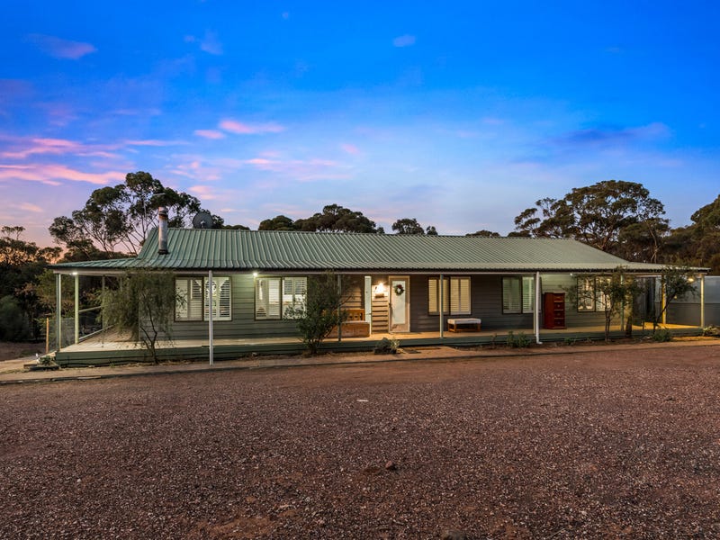 407 Josephine Drive, Wedderburn, Vic 3518 - House for Sale - realestate ...