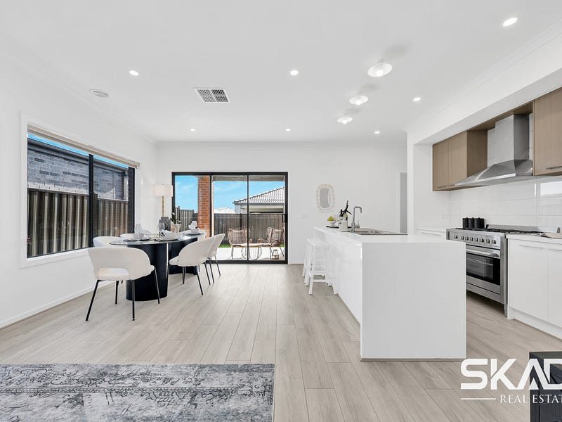 38 Lasio Way, Donnybrook, VIC 3064 - realestate.com.au