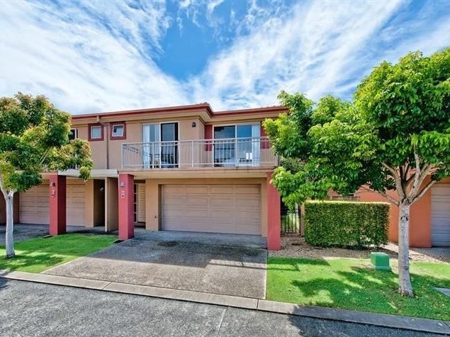 42/4 University Drive, Robina, Qld 4226 - Property Details