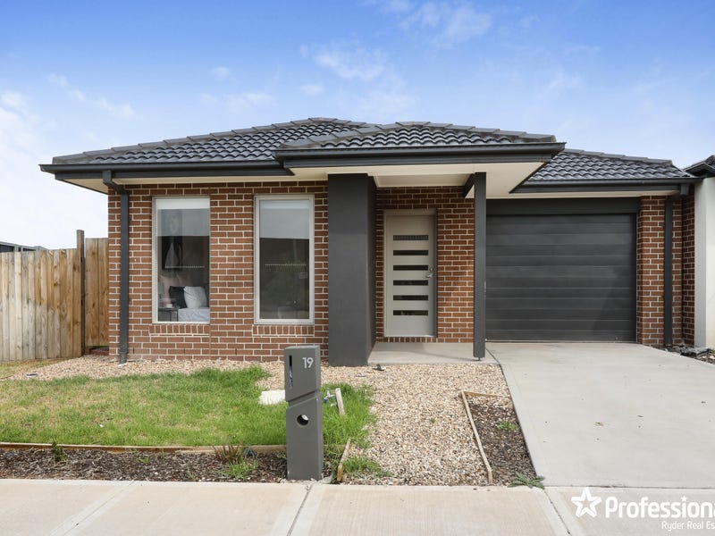 19 Sumac Street, Brookfield, Vic 3338 - Property Details