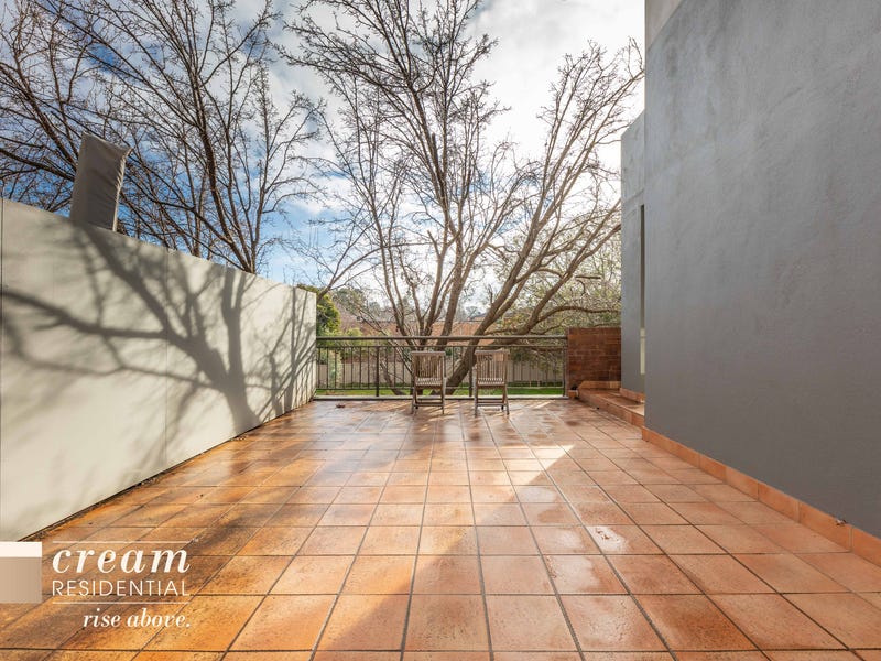 8/10 Hopegood Place, Garran, ACT 2605 - Property Details