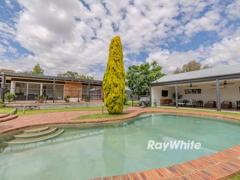 58 Ritchie Street, Ouyen, Vic 3490 - Property Details