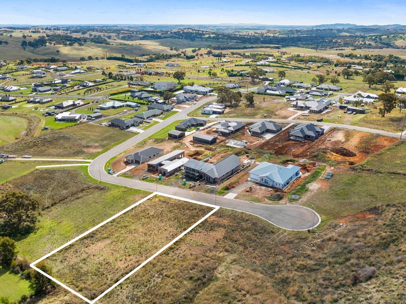 64 Connemara Drive, Orange, NSW 2800 - realestate.com.au