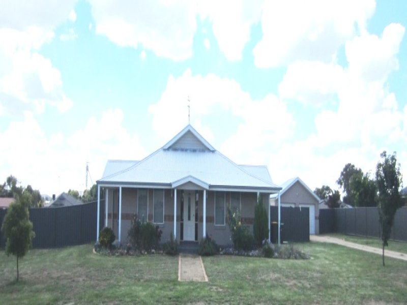 27 Mary Angove Crescent, Cootamundra, NSW 2590 - Property Details