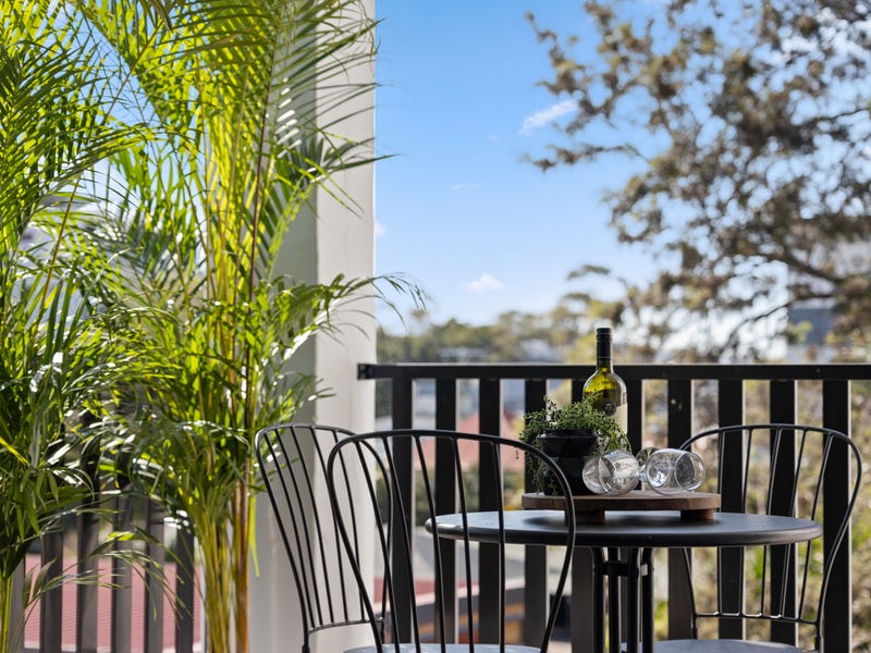 25/11 Lyons Terrace, Windsor, Qld 4030 - Property Details