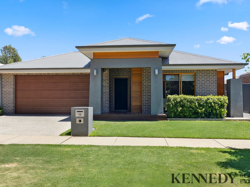 38 Phillip Hyland Drive, Yarrawonga, Vic 3730 - Property Details