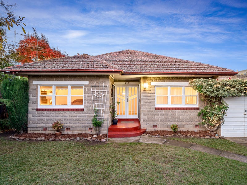 752 Pemberton Street, Albury, NSW 2640 - Property Details
