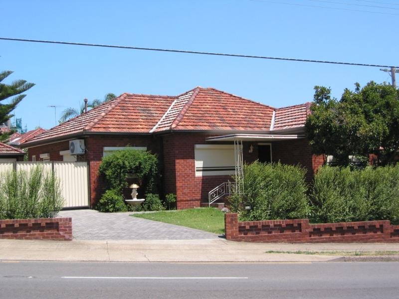 213 Stoney Creek Road, Beverly Hills, NSW 2209 - realestate.com.au