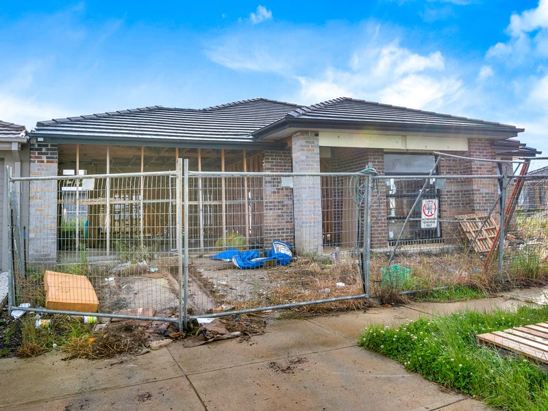 7 Robin Road, Mickleham, VIC 3064 - realestate.com.au