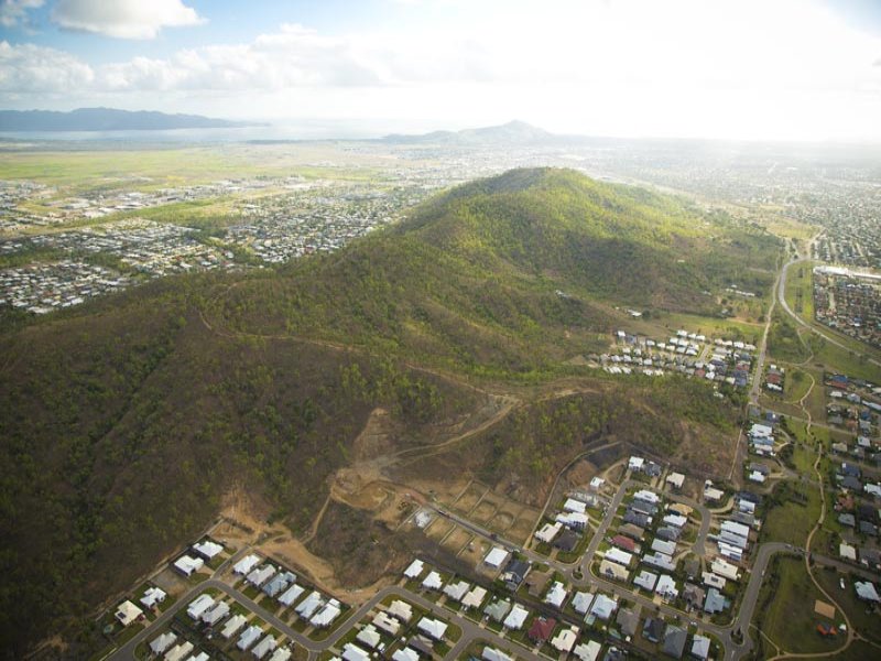 Mount Louisa Walking Track | semashow.com